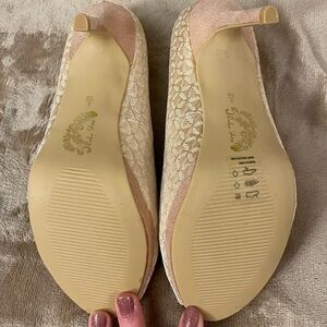 Ruby Shoo | Shoes | Ruby Shoo Size 75 38 Uk Rose Gold Floral Heels ...